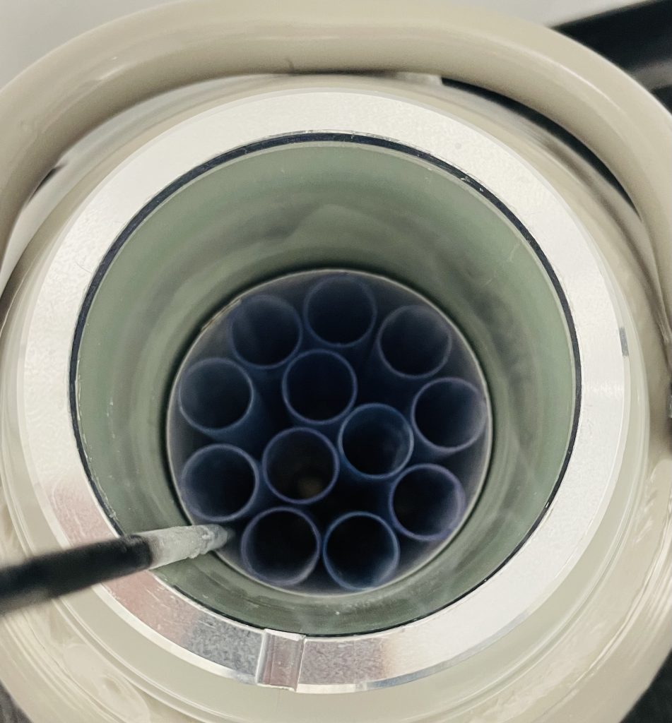 IVF CRYO's Medium Shipper - Ivfcryo